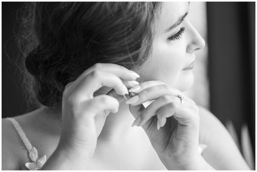 Drue + Greg | WV Botanic Garden - Amberlee Christey PhotographyAmberlee ...